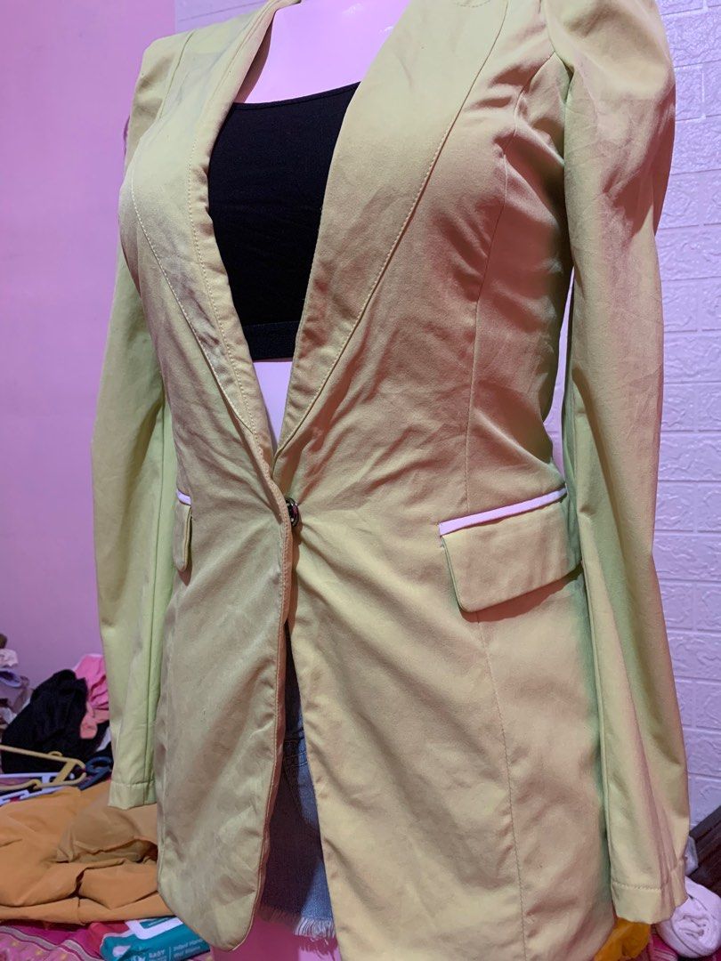 APPLE GREEB BLAZER S-Med, Women's Fashion, Coats, Jackets and Outerwear ...