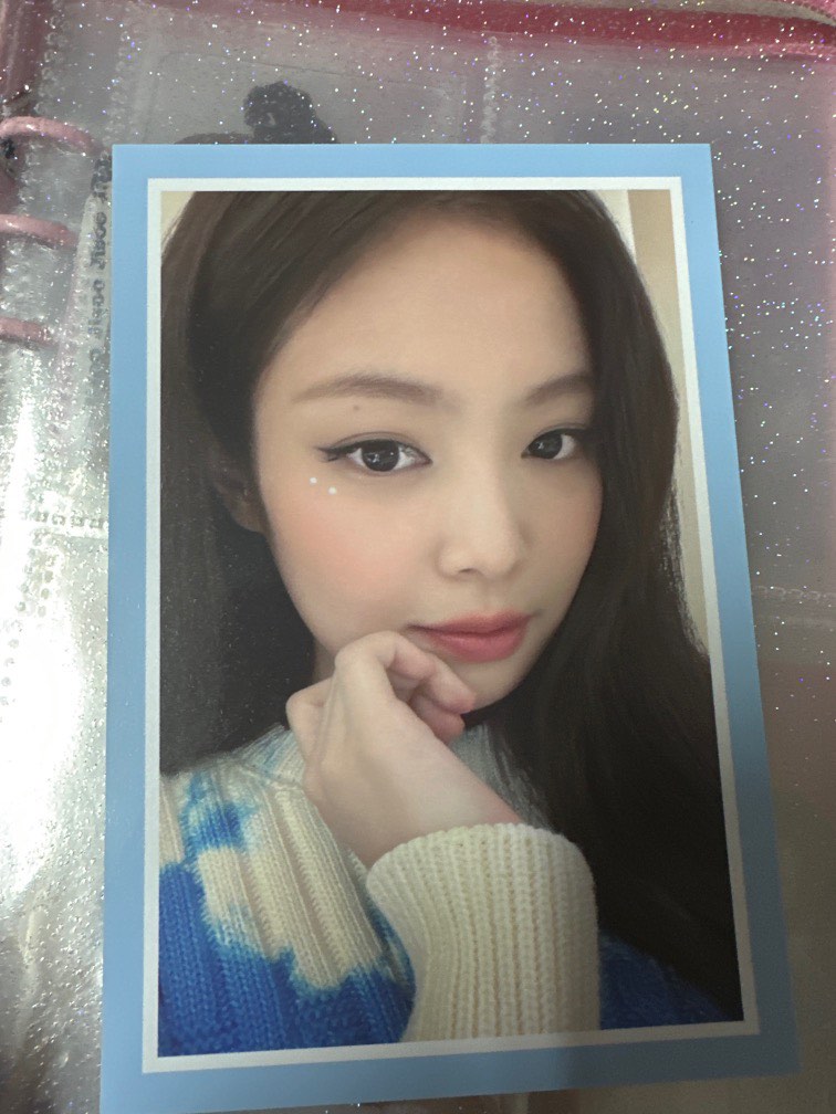 Blackpink Jennie postcard, 興趣及遊戲, 收藏品及紀念品, 韓流 - Carousell