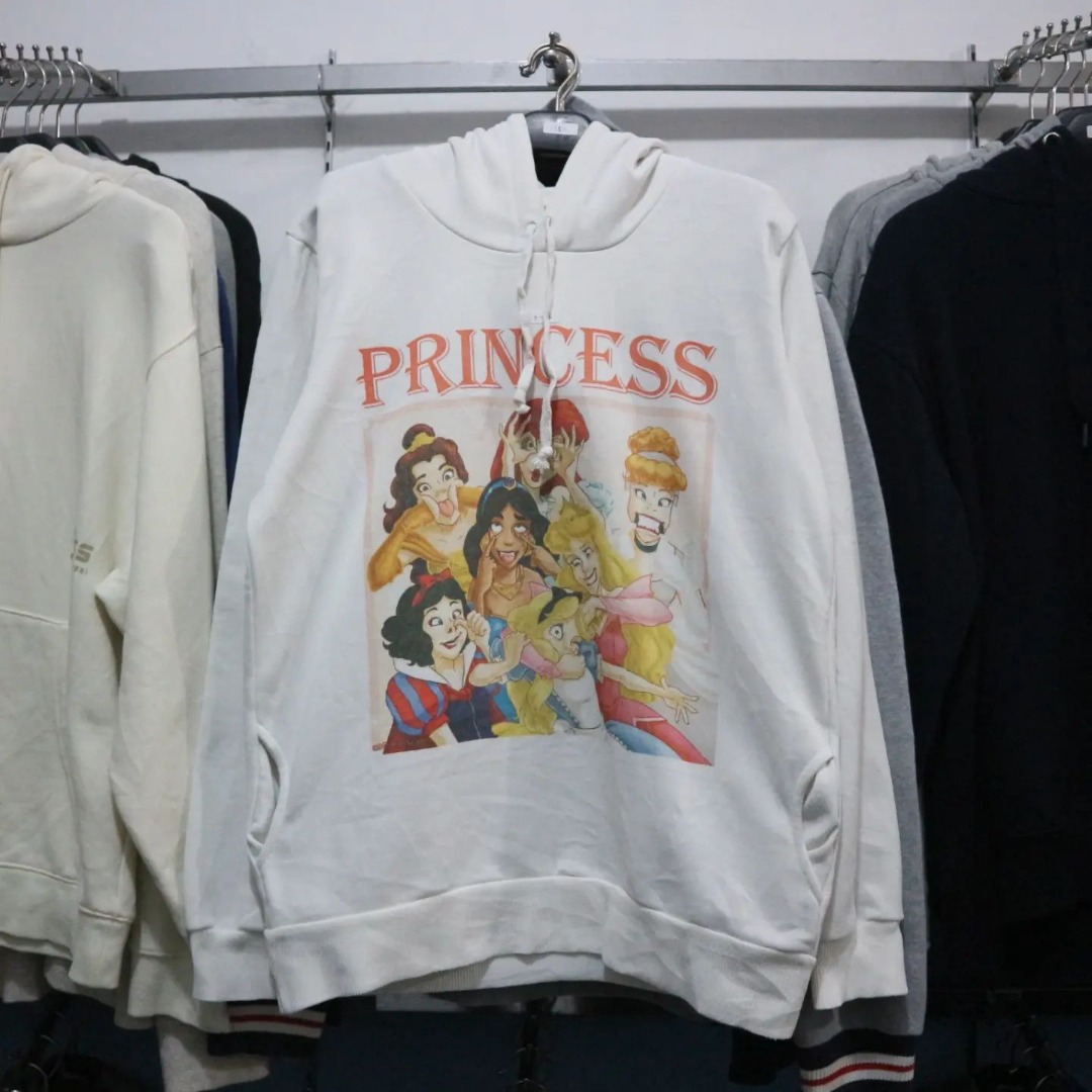 Disney Princess Hoodie, Fesyen Wanita, Pakaian Wanita, Baju Luaran di ...