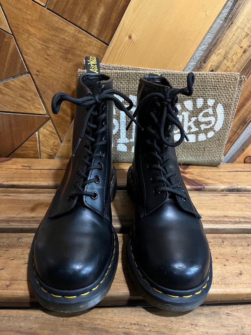 Dr. Marten’s 1460 uk5 on Carousell