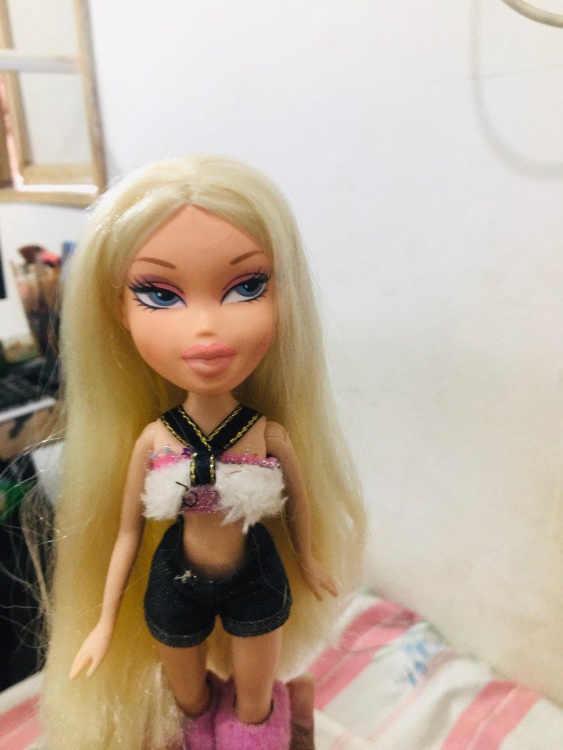 For sale bratz cloe doll, Hobbies & Toys, Toys & Games on Carousell