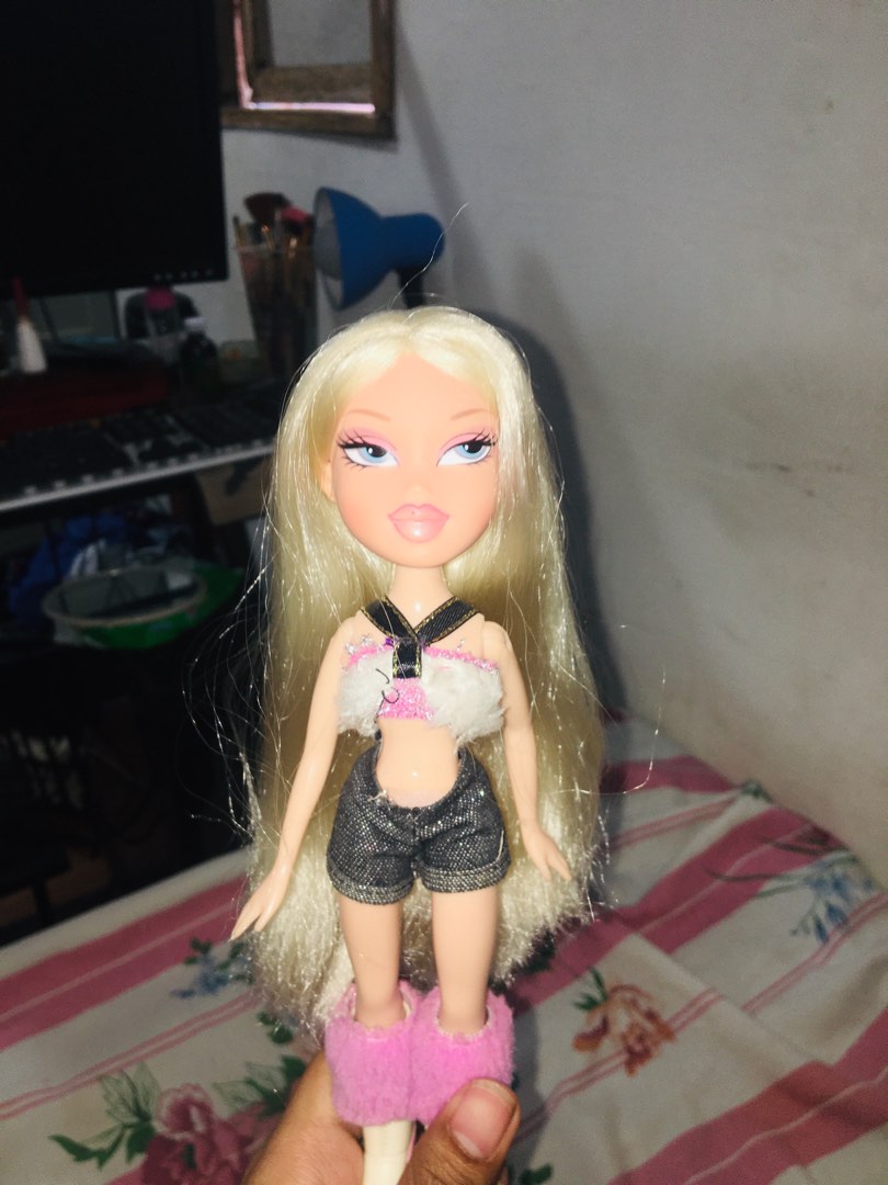 For sale bratz cloe doll, Hobbies & Toys, Toys & Games on Carousell