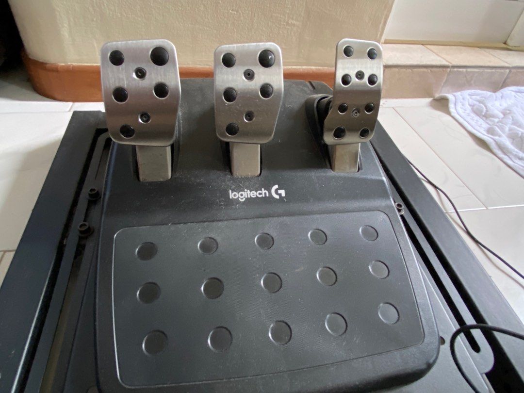 G29 Logitech and Next Level Racing Sim Set up, Hobbies & Toys, Toys ...