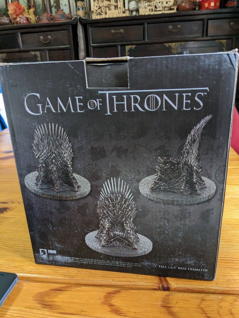 Game of Thrones Iron Throne, Hobbies & Toys, Memorabilia & Collectibles ...