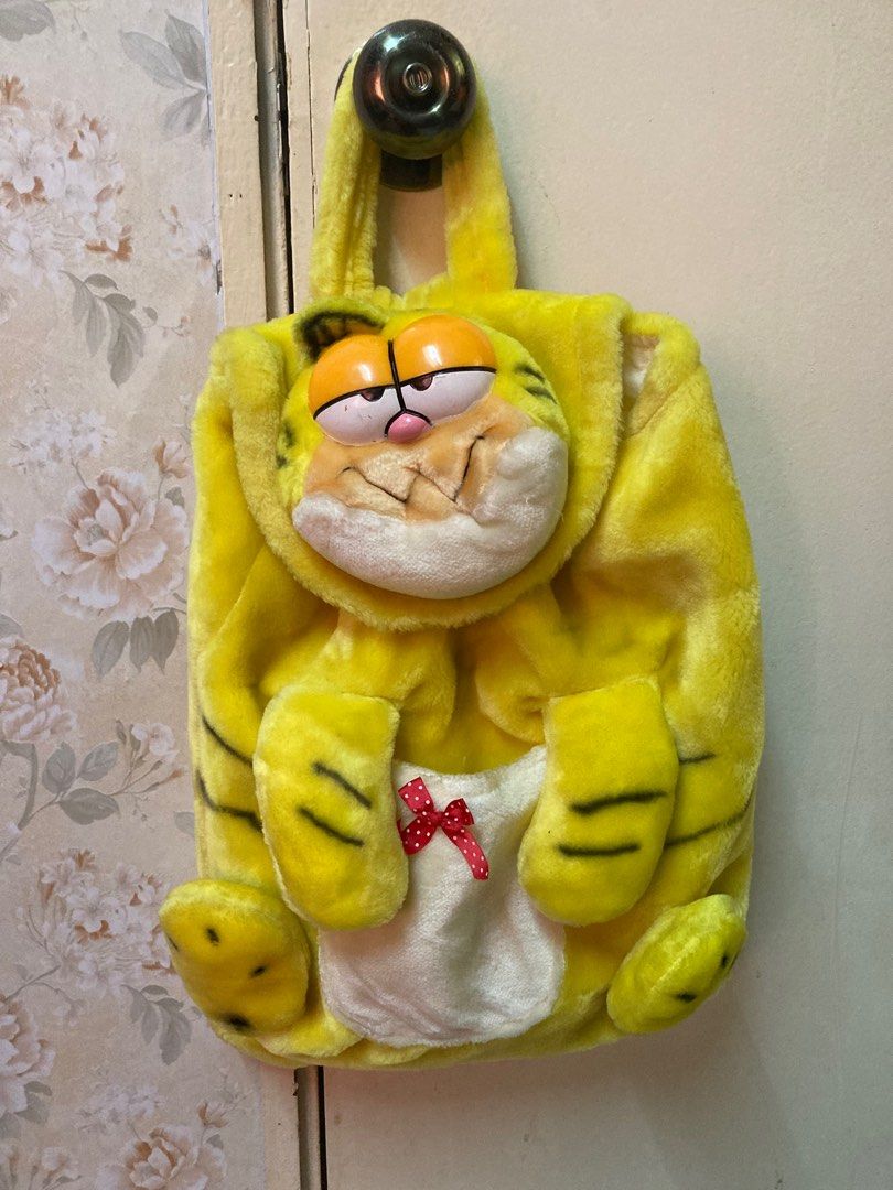 Garfield cat plush backpack, Women's Fashion, Bags & Wallets, Backpacks ...