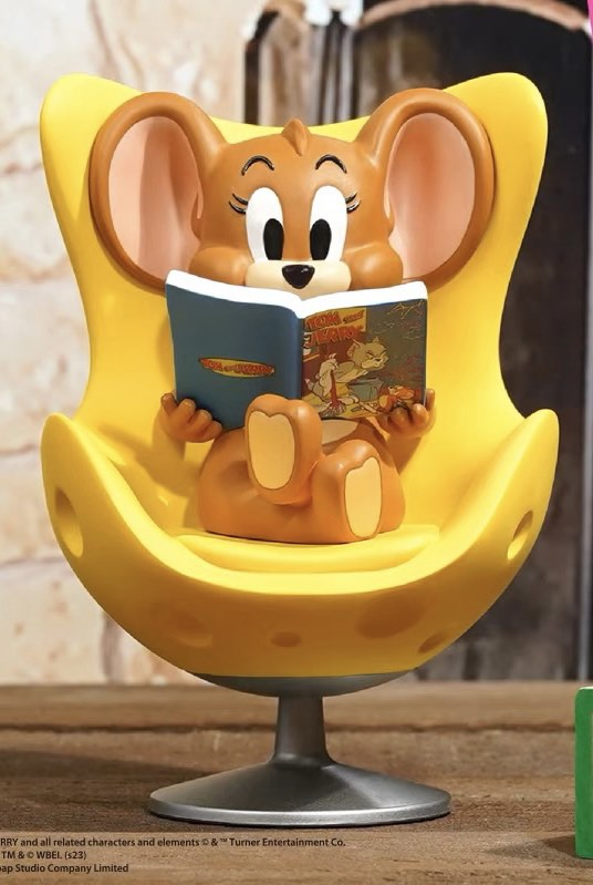 Jerry Reading Time Figurine, Hobbies & Toys, Toys & Games on Carousell