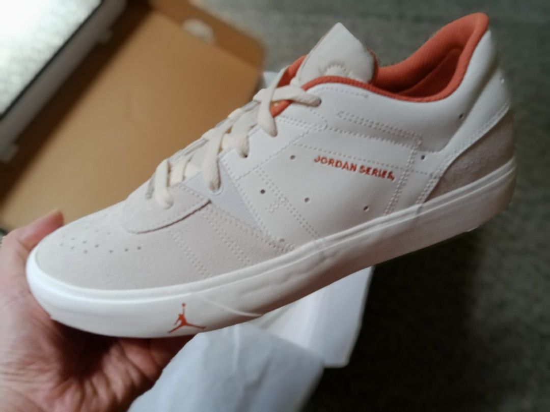 Jordan Series ES, Men's Fashion, Footwear, Sneakers on Carousell