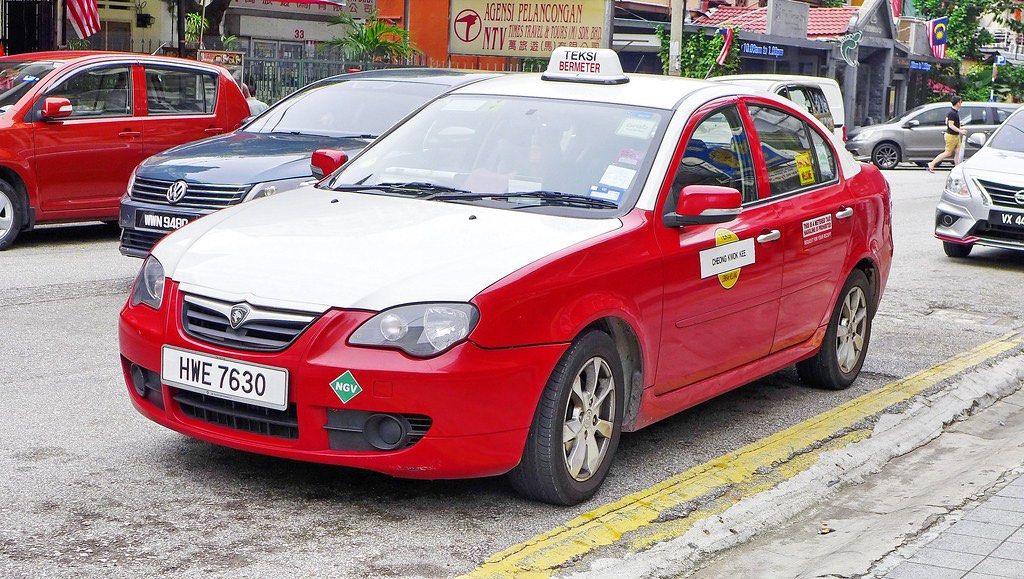 Kereta proton Persona teksi tahun 2013 untuk dijual. Belum di convert ...