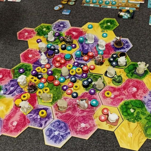 Kiwi Chow Down Board Game - Print and Play (PDF + STL), Hobbies & Toys ...