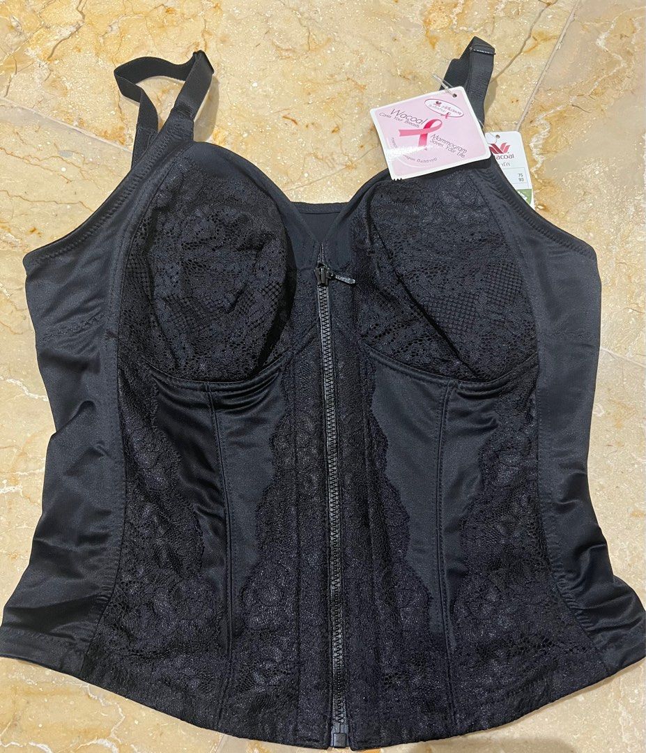 Korset wanita Hitam, Fesyen Wanita, Pakaian Wanita, Atasan di Carousell