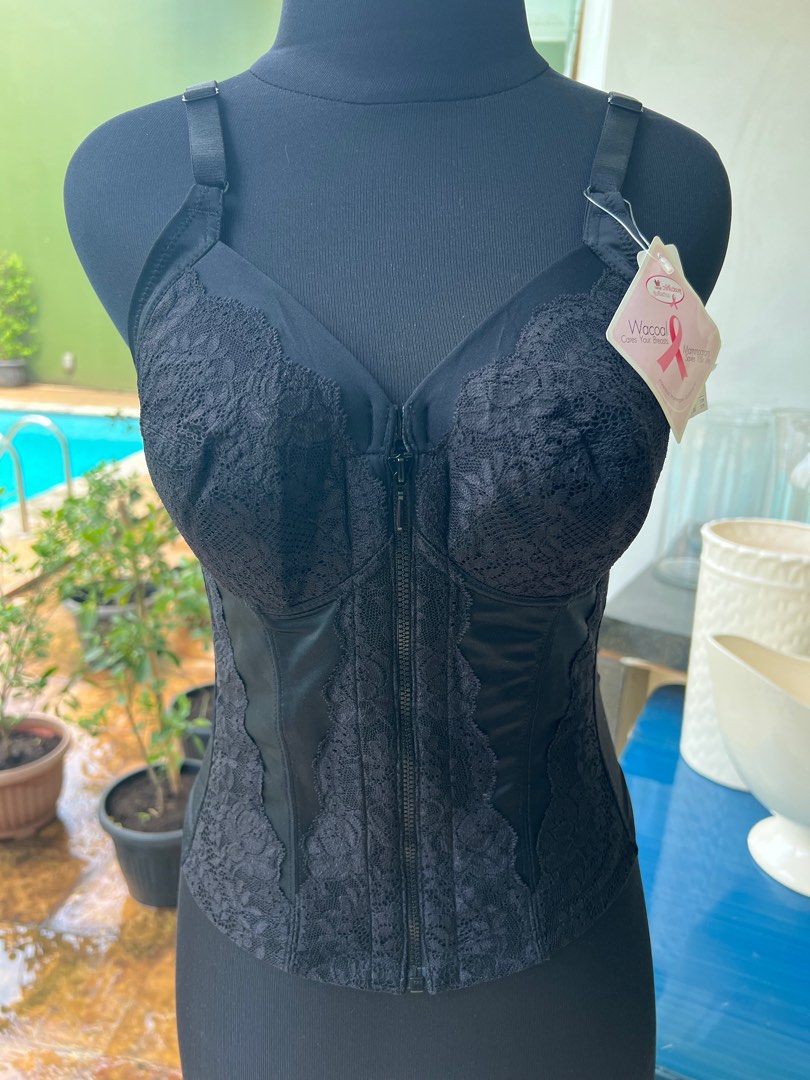 Korset wanita Hitam, Fesyen Wanita, Pakaian Wanita, Atasan di Carousell