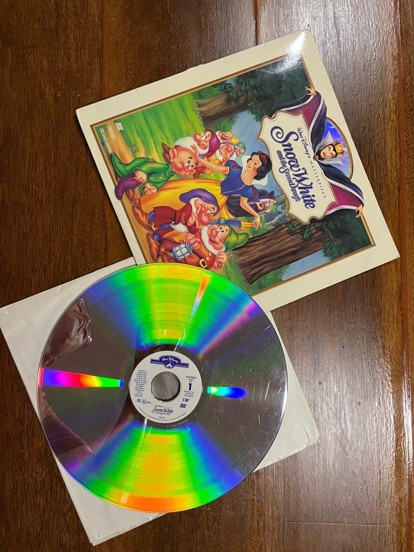 Laser disc - Snow White and the seven dwarfs, Hobbies & Toys, Music ...