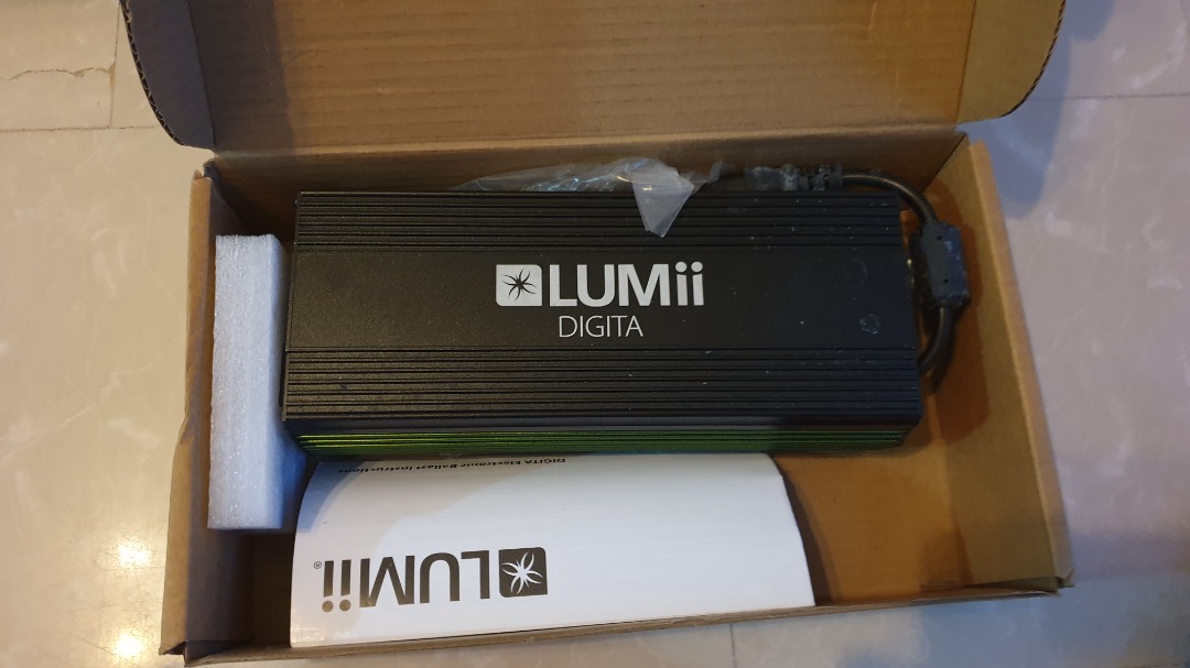 LUMI DIGITA Ballast 600W, Furniture & Home Living, Gardening, Pots ...