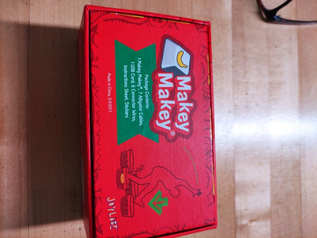 Makey makey invention kit, Hobbies & Toys, Toys & Games on Carousell
