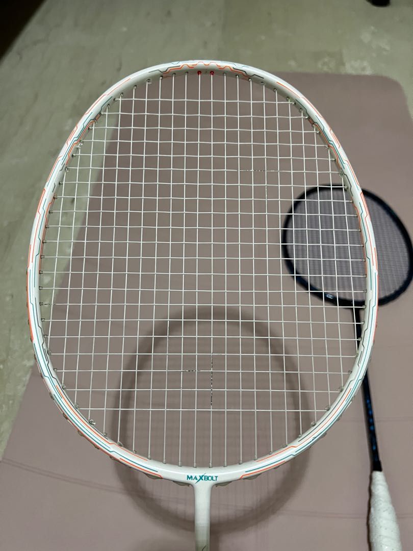 Maxbolt Superstar Lt, Sports Equipment, Sports & Games, Racket & Ball ...