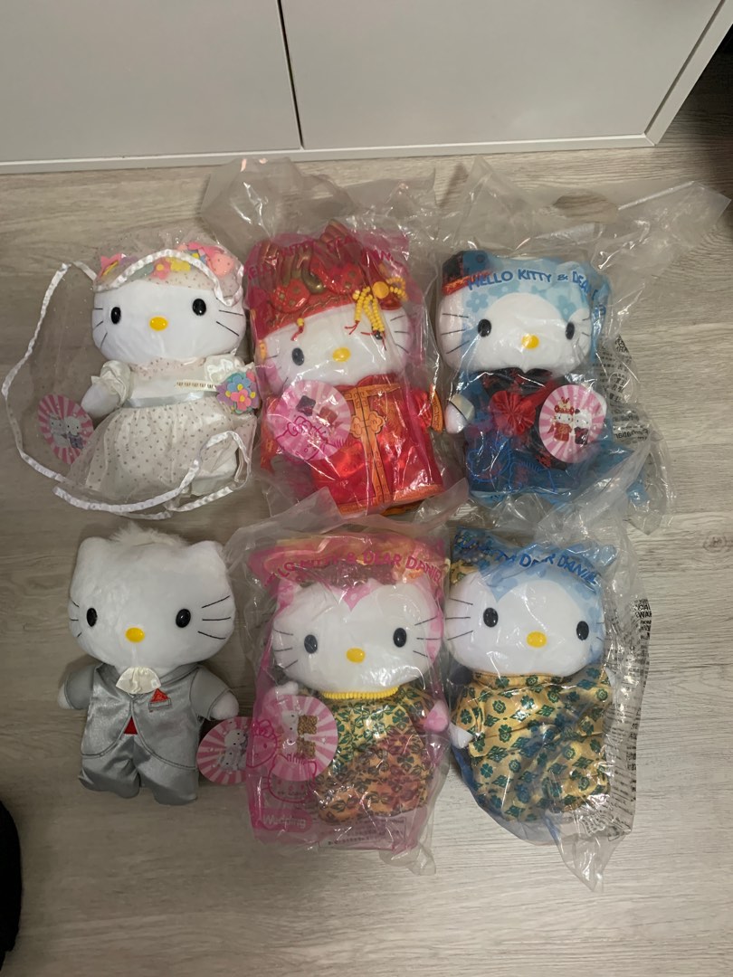 Mcd Hello Kitty Plushie, Hobbies & Toys, Memorabilia & Collectibles ...