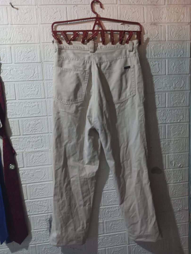 Men dockers white pants men on Carousell