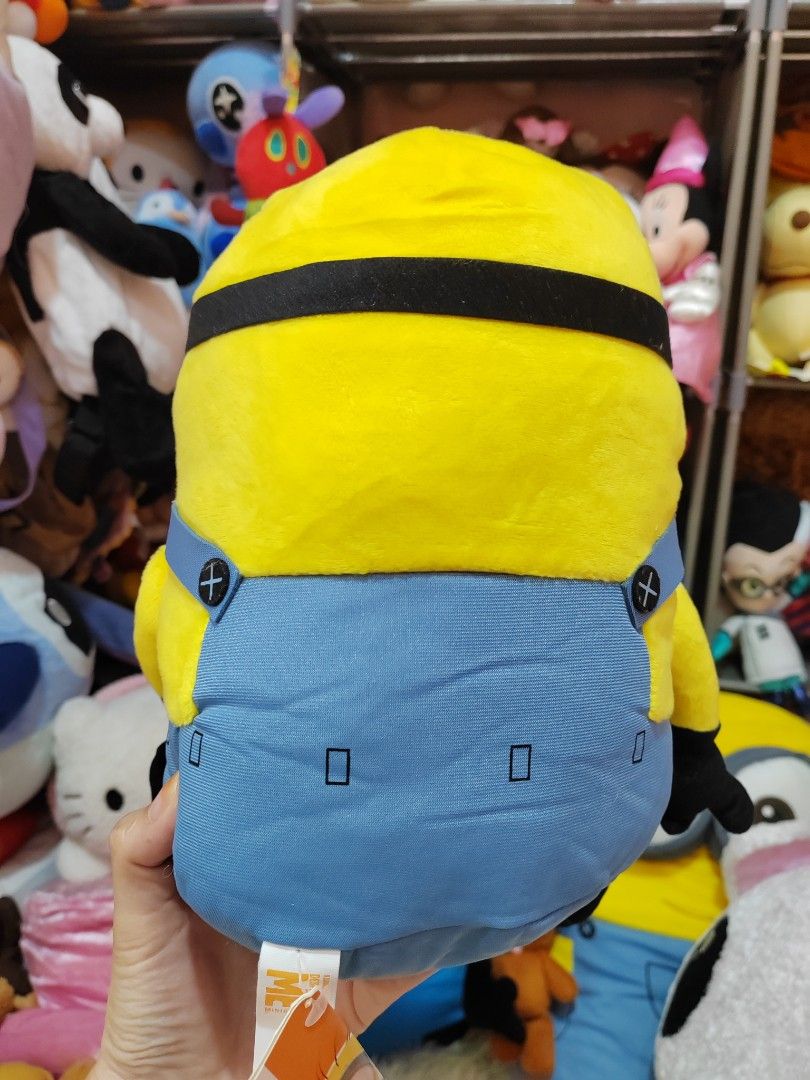 Minion plush, Hobbies & Toys, Toys & Games on Carousell