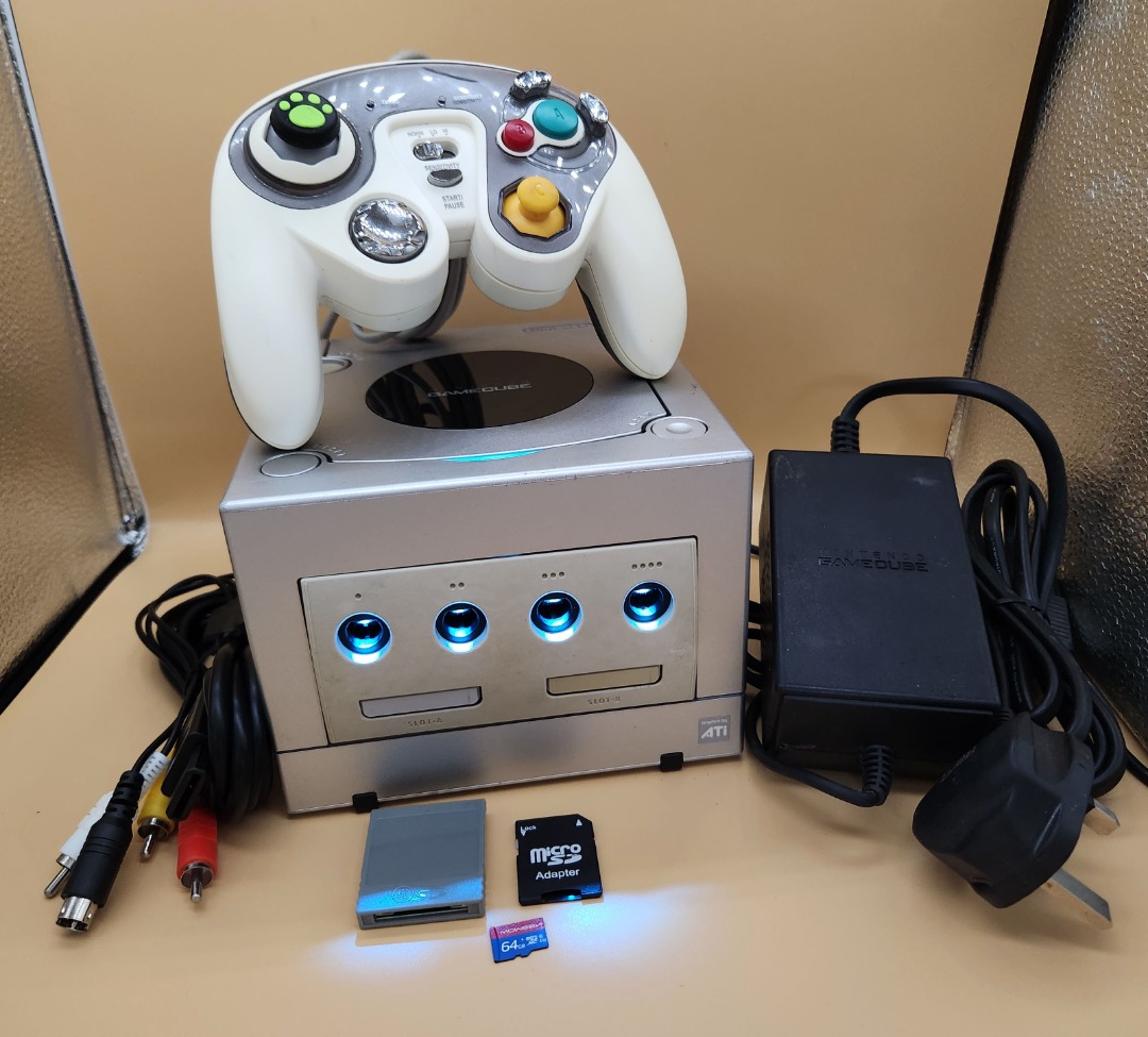 Modded Gamecube PicoBoot 64GB SD Card LED mod, coin battery mod Retro ...