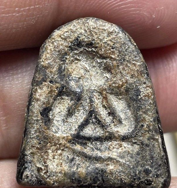 Phra Pidta - LP Kaew, Wat Kruawan, Hobbies & Toys, Memorabilia & Collectibles, Religious Items ...