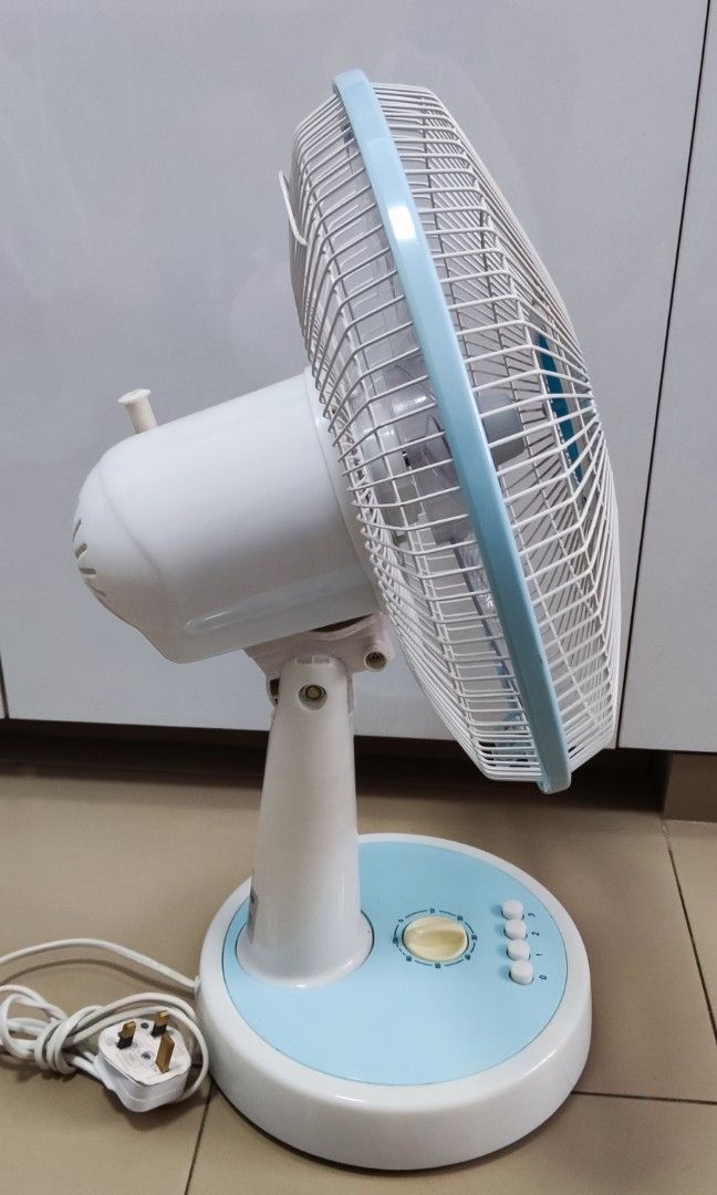 Powerpac 12" table fan, Furniture & Home Living, Lighting & Fans, Fans ...
