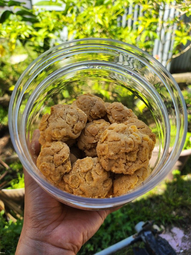 [Pre order] Biskut Cornflake 50 pcs Raya Aidilfitri 2023, Food & Drinks ...