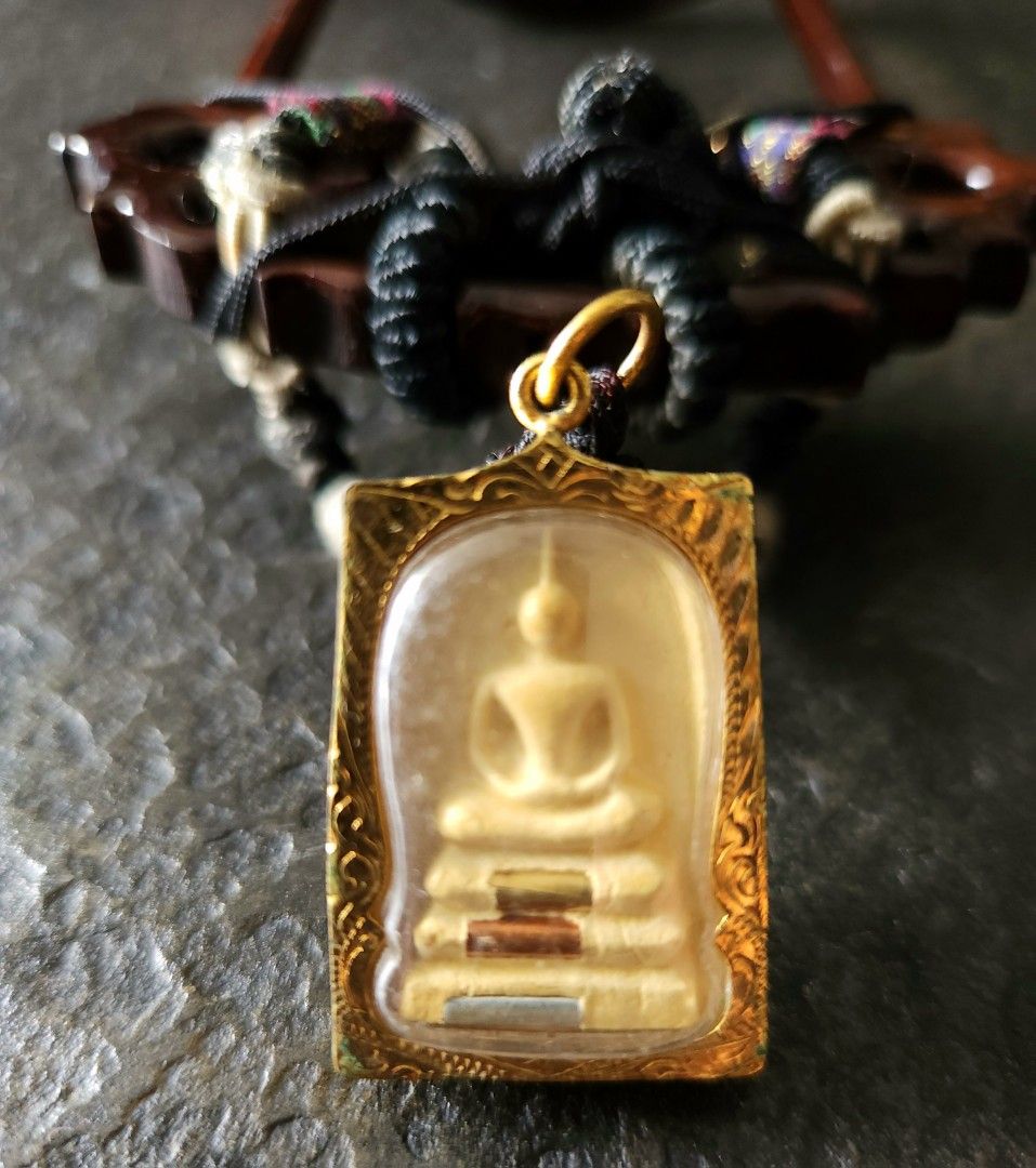 Quarter Century Old Soon Teck Thai Amulet in Gold Casing, Hobbies ...