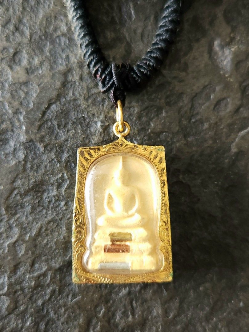 Quarter Century Old Soon Teck Thai Amulet in Gold Casing, Hobbies ...