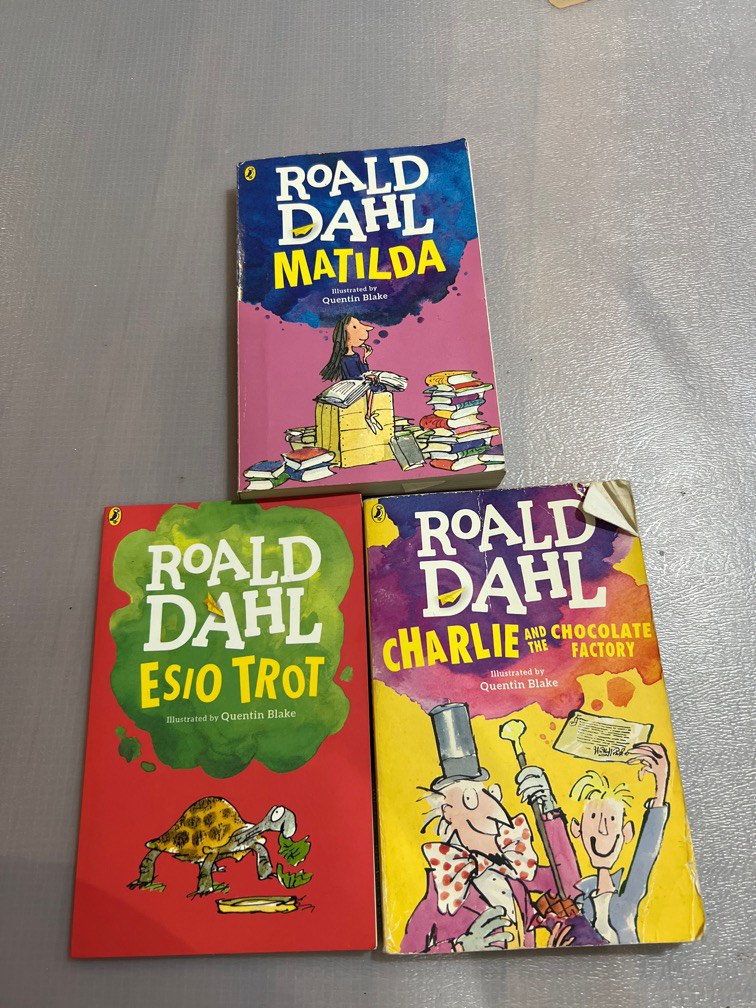 Ronald Dahl books on Carousell