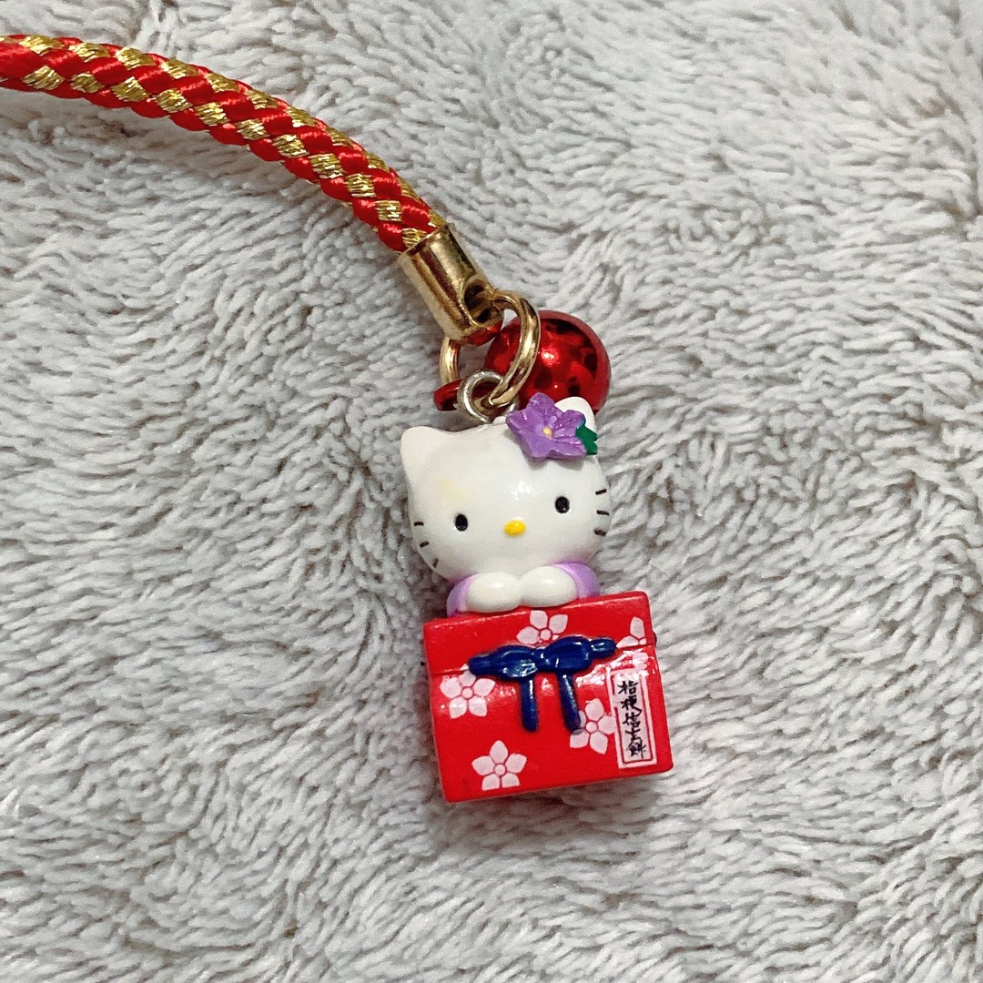 SANRIO Hello Kitty Gotochi Charm on Carousell