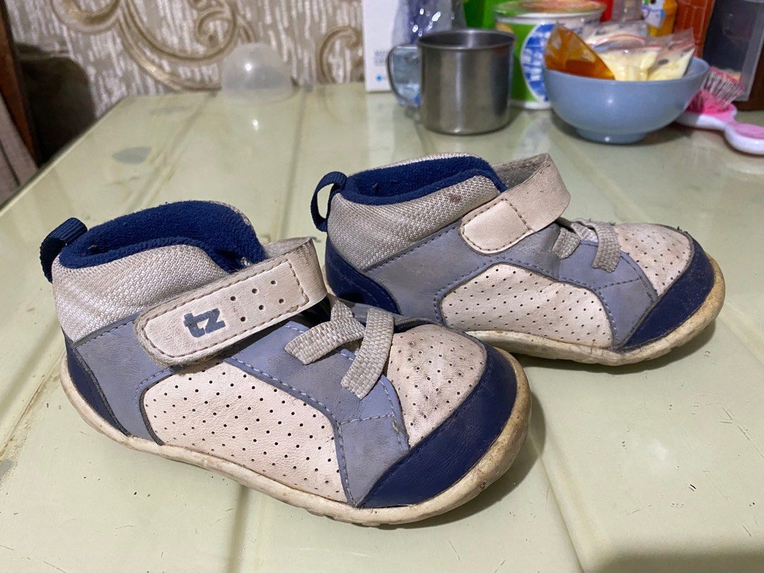 Sepatu anak toe zone, Bayi & Anak, Lainnya di Carousell
