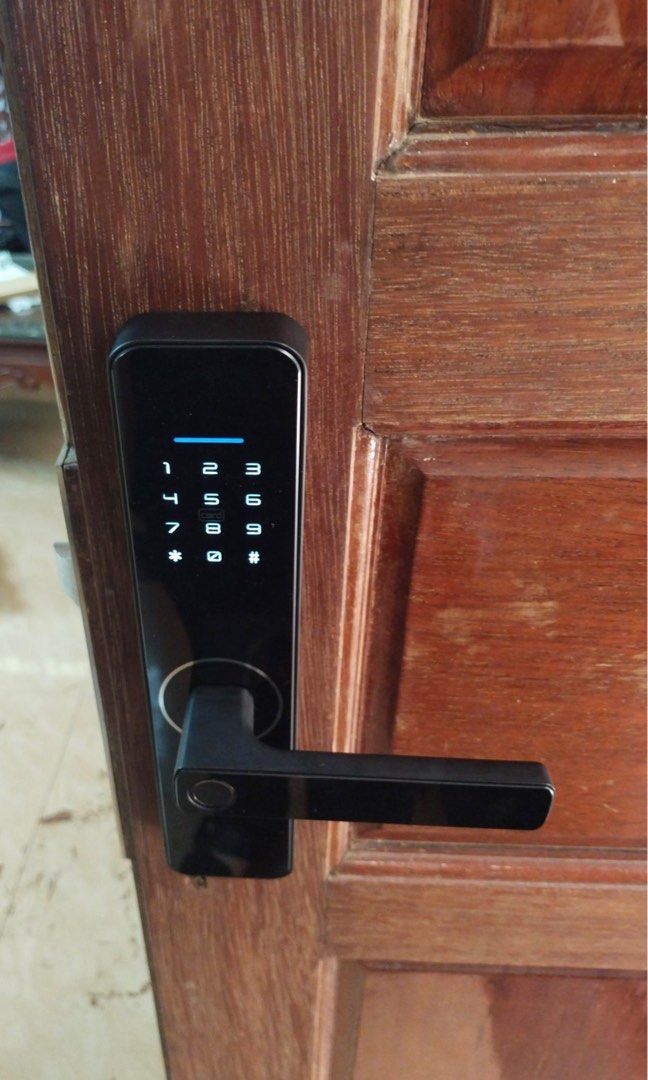 HDB Smart Digital door lock, Furniture & Home Living, Security & Locks ...