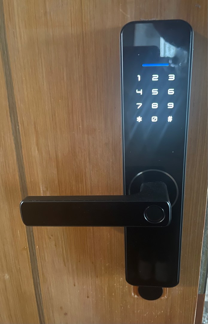HDB Smart Digital door lock, Furniture & Home Living, Security & Locks ...