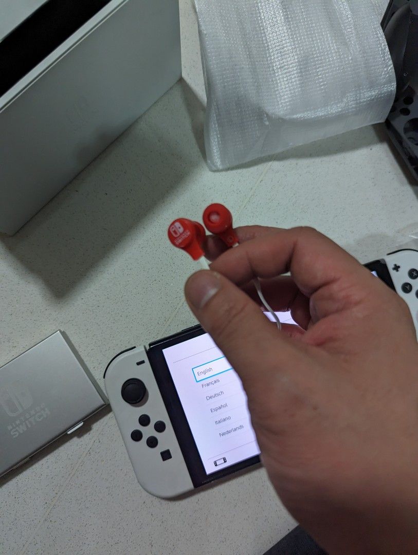 Switch OLED with receipt and all items but no box, Video Gaming, Video ...