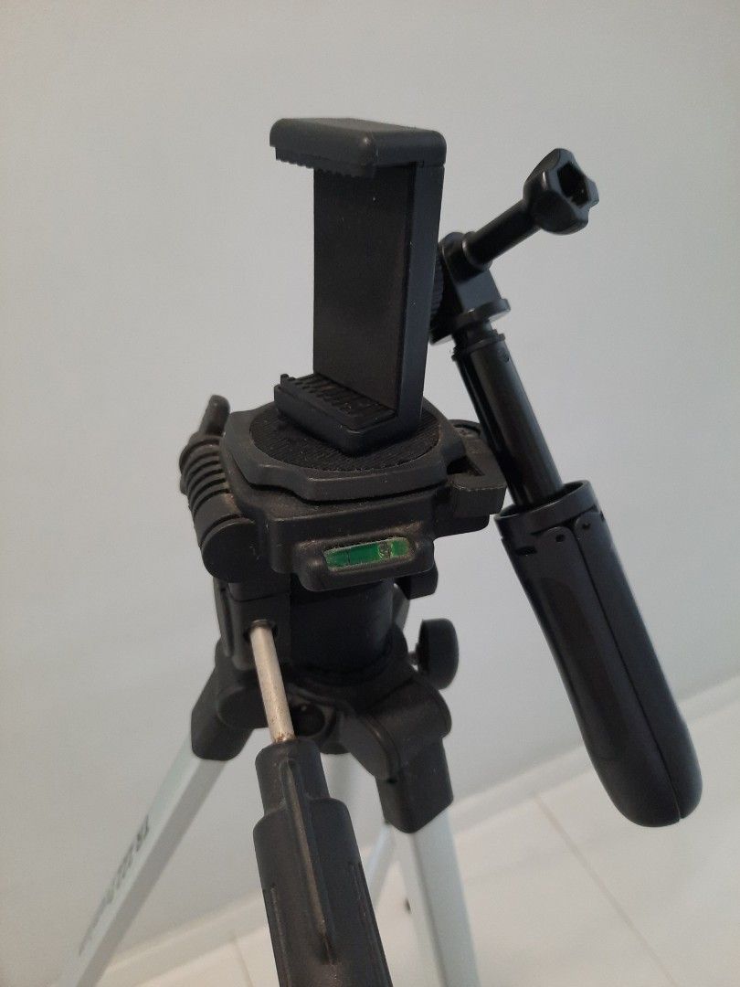 TR222 Premium Tripod, Photography, Photography Accessories, Tripods ...