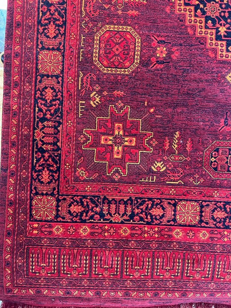 Traditional Red Persian Carpet, Furniture & Home Living, Home Decor ...