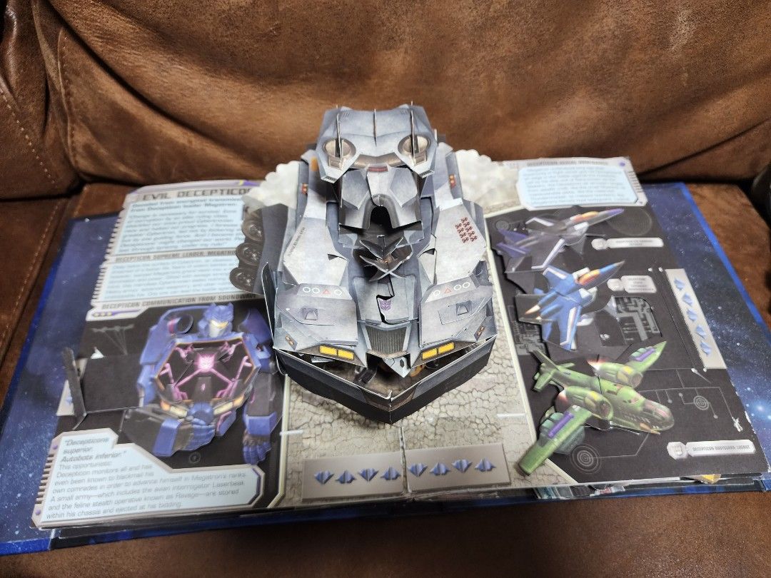 Transformers Pop-Up Book, Hobbies & Toys, Books & Magazines, Children's ...