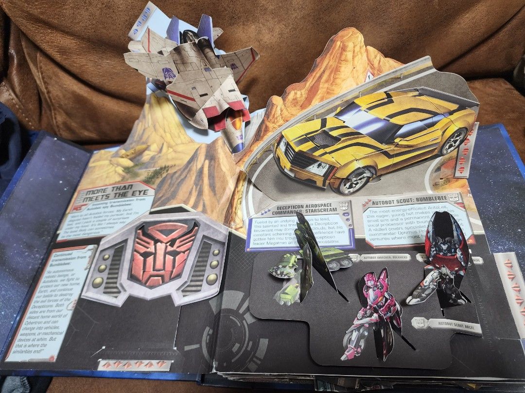 Transformers Pop-Up Book, Hobbies & Toys, Books & Magazines, Children's ...