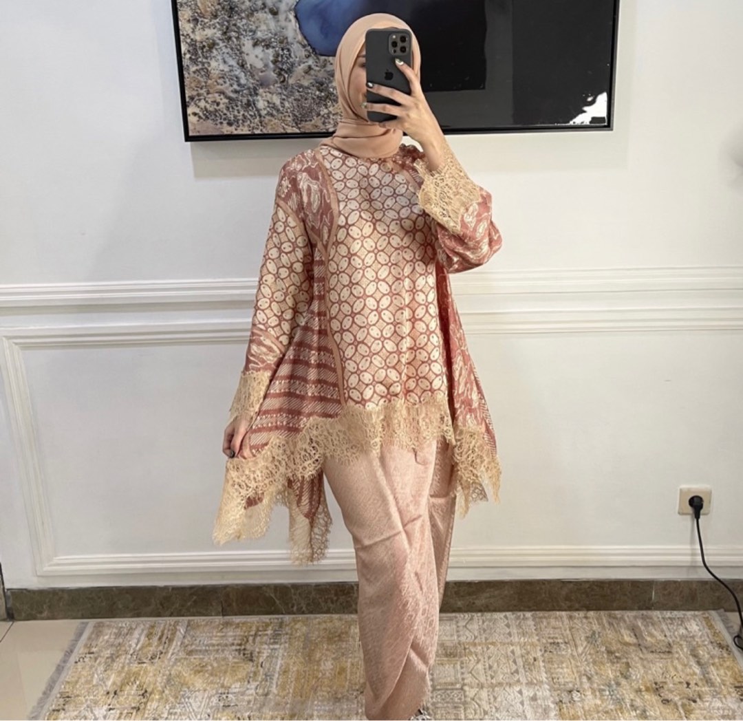 Viscose Batik, Women's Fashion, Muslimah Fashion, Baju Kurung & sets on ...