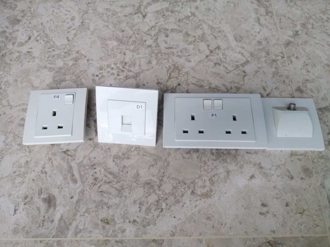 Wall Sockets, Furniture & Home Living, Home Improvement & Organisation ...