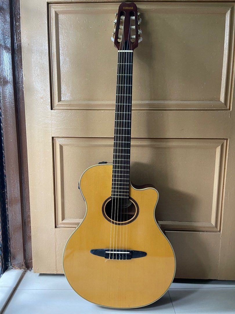 Yamaha APX-5NA Classical, Hobbies & Toys, Music & Media, Musical ...