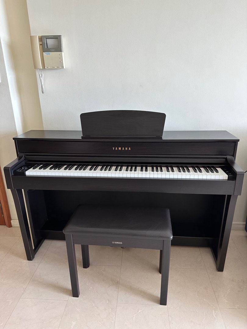 Yamaha Clavinova CLP-635R piano with bench, Hobbies & Toys, Music ...