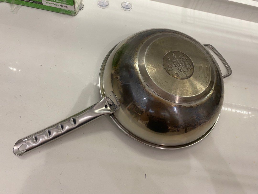 Zebra 28cm Wok / Frying Pan, Furniture & Home Living, Kitchenware ...