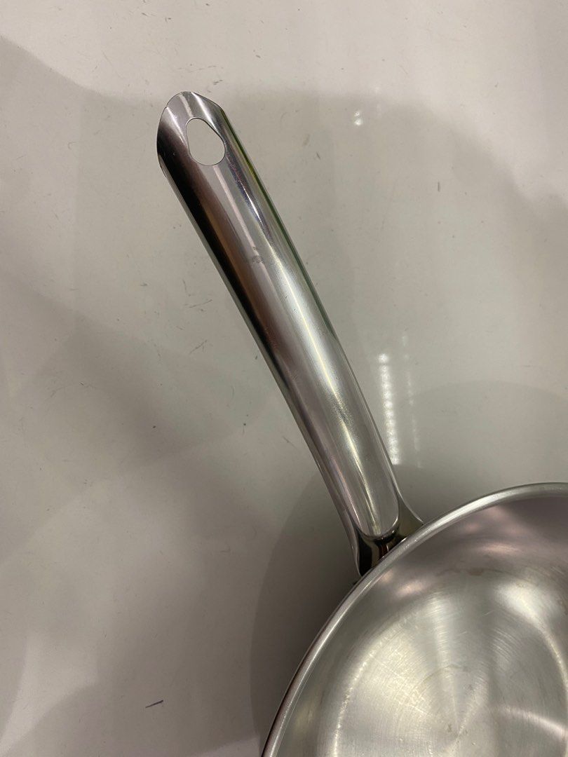 Zebra 28cm Wok / Frying Pan, Furniture & Home Living, Kitchenware ...