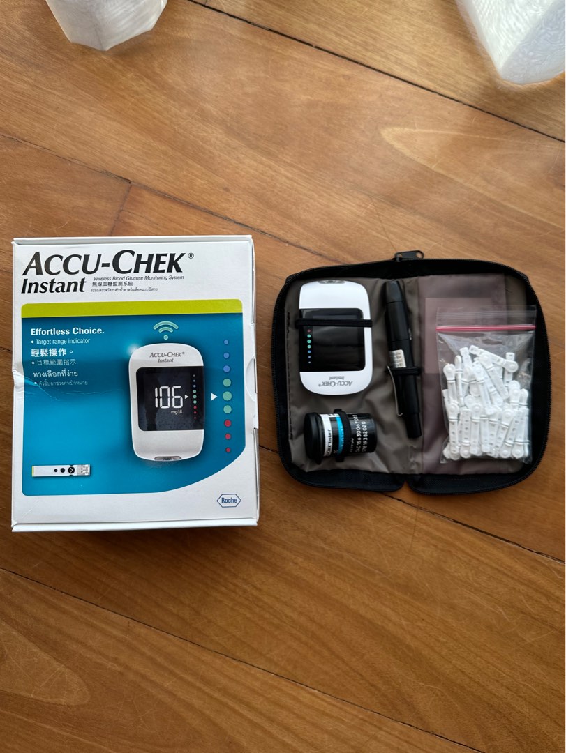 Accu-Chek Instant Kit for Wireless Glucose Monitoring, Health ...