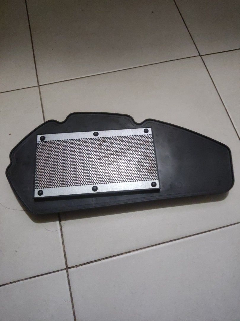 Aerox stock air filter, Motorcycles, Motorcycle Accessories on Carousell