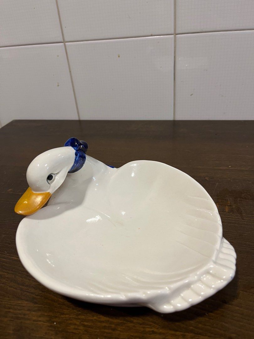 Beautiful country style porcelain duck decor set, Furniture & Home ...