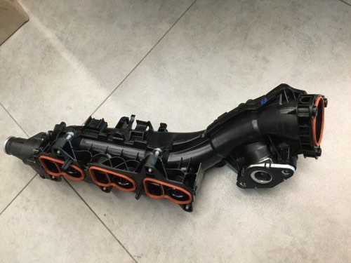 BMW F46 216D gran tourer part intake manifold AGR flap control, Car ...