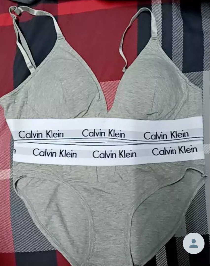 Calvin Klein Bra Set Fesyen Wanita Pakaian Wanita Lainnya Di Carousell