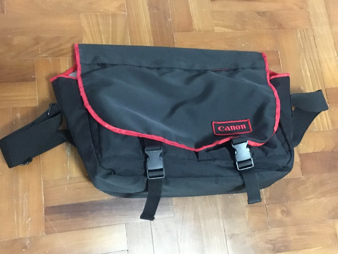 Canon (Crumpler) Camera Bag, Men's Fashion, Bags, Sling Bags on Carousell